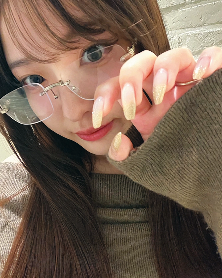 バレエコア、シャンパンネイル...♡ こだわりがつまった「夏ネイル」を大公開！ | Ray(レイ)