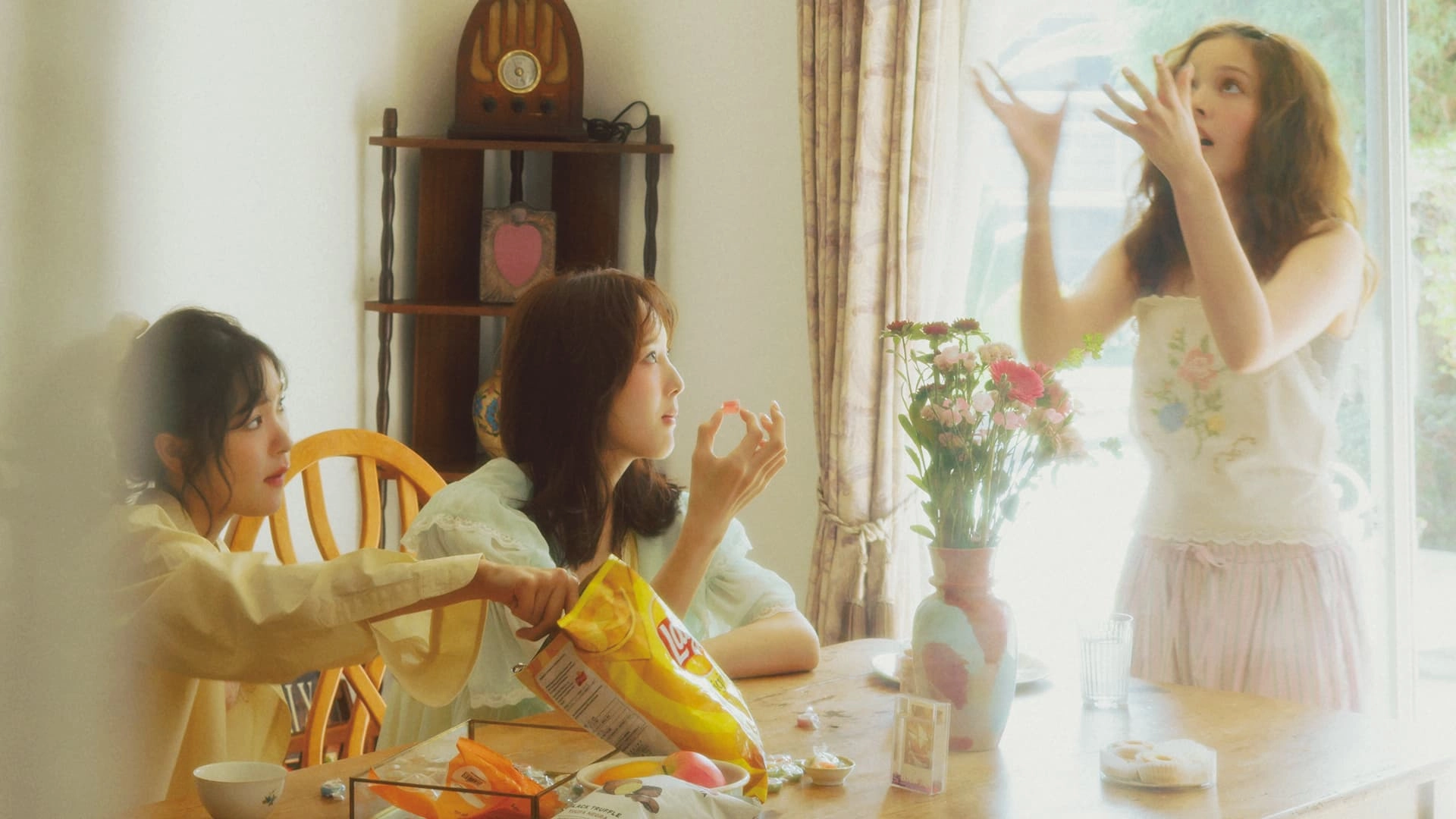 まわりを沼らせちゃう女のコの特徴って？Ray㋲の3人が赤裸々に語る【恋愛トーク】 | Ray(レイ)